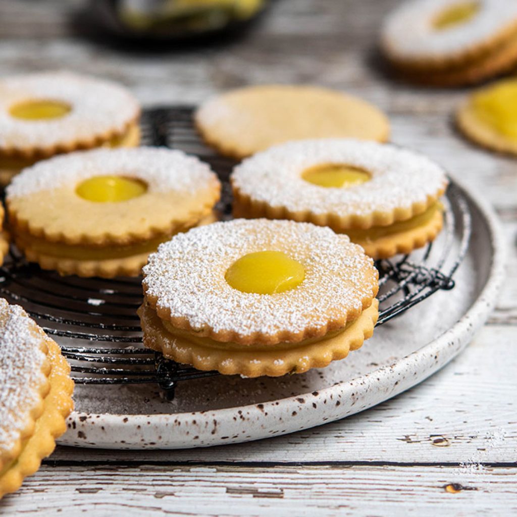 Kaya Linzer Cookies - Cherry on My Sundae